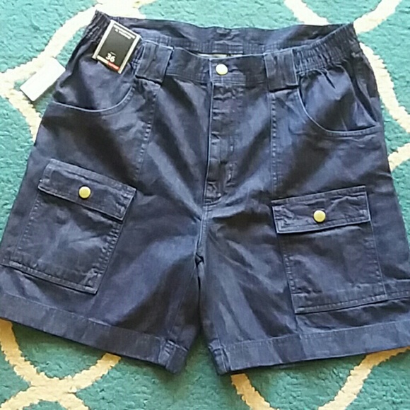 Roundtree & Yorke | Shorts | Nwt Roundtree Yorke Size 36 Jean Shorts ...